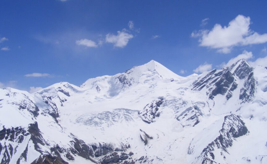 Dhumdhar Kandi Pass Trek: Alpine Majesty Revealed - Himalayan Ambition